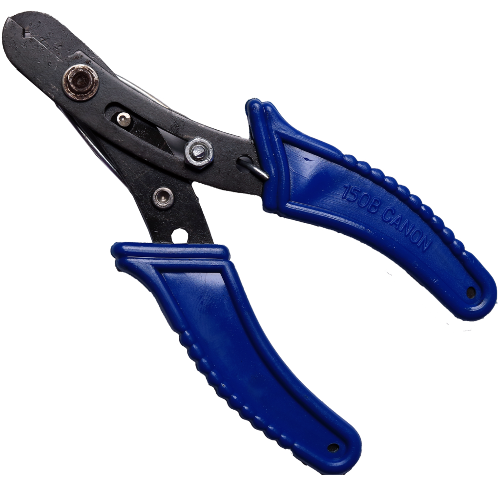 Wire Stripper and Cutter 150b - techiesms